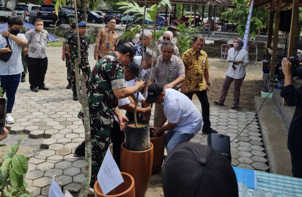 Biaya Produksi Hemat 50 Persen, Tiga Ribu UMKM Manfaatkan Limbah FABA PLTU - Wahana News Sulbar