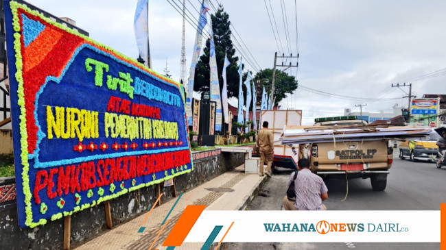 Menteri Kunjungan di Dairi, Puluhan Papan Bunga Tolak Tambang ...