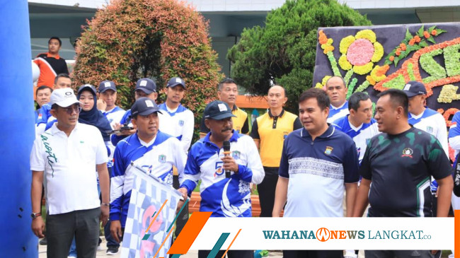 Wali Kota Binjai Lepas Gerak Jalan Santai Dalam Rangka HUT Korpri ke 51 tahun 2022 di Kota ...