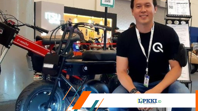 Keren! Eks Insinyur Tesla Asal Indonesia Ini Bikin Motor Listrik, Atom ...