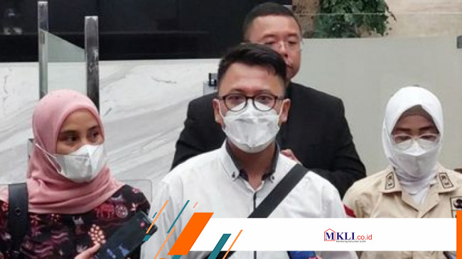 Mengenal Sosok Ade Firmansyah, Dokter Forensik yang Umumkan Autopsi ...