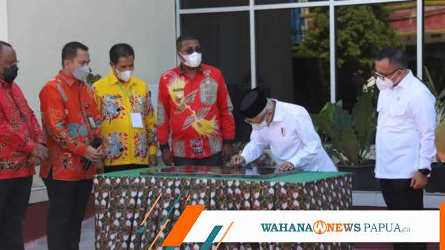 Wapres Ma'ruf Amin Bersama Menteri Azwar Anas Resmikan PLUT Pertama di ...