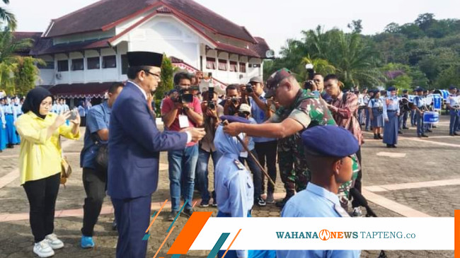 Siswa/i Angkatan XXX SMA N 1 Matauli Dapat Motivasi Dari Danrem 023/KS ...