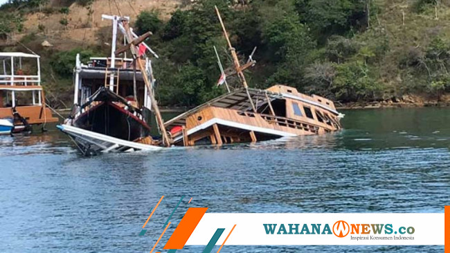 Kapal Wisata Karam di Perairan Labuan Bajo, Semua Penumpang Selamat - Wahana News
