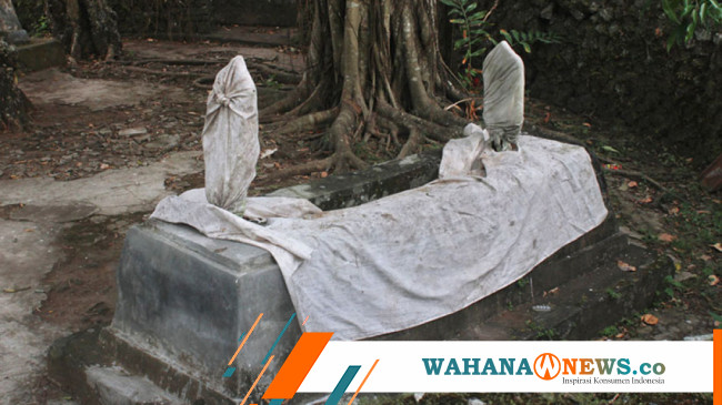 Pemuda Gali Kuburan Tua di Pamekasan, Picu Kemarahan Warga - Wahana News