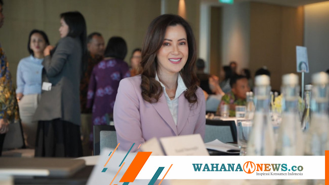 Alexandra Askandar: Pemimpin Perempuan yang Mengubah Status Quo di ...
