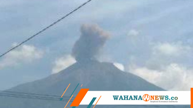 Gunung Kerinci Erupsi Lontarkan Abu Setinggi 300 Meter - Wahana News