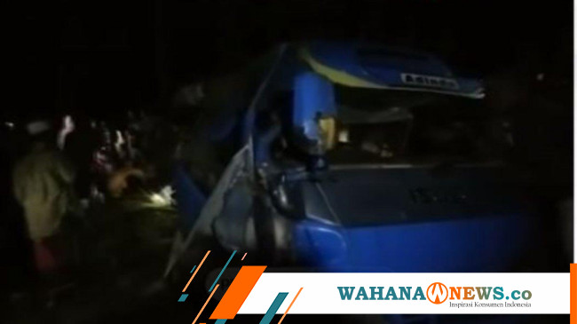 Kereta Api Probowangi Tabrak Mobil Elf di Lumajang dan Tewaskan 11 Orang - Wahana News